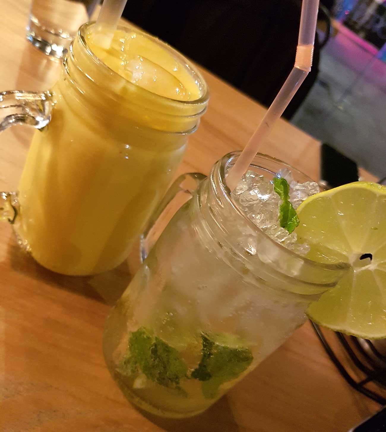 Pacana Pleases Mr & Mrs Aziz - Feed the Lion