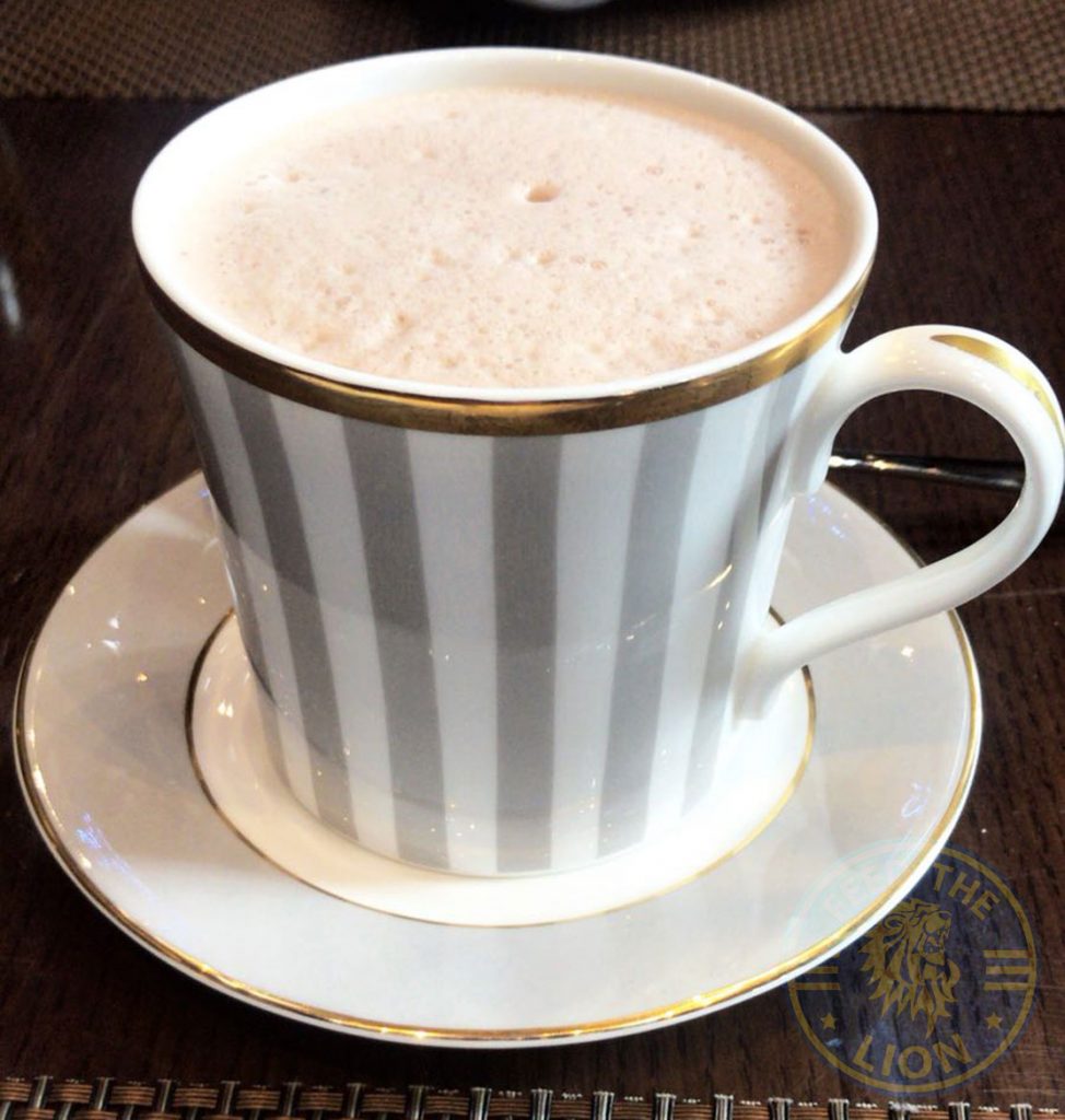 Baluchi pan-Indian afternoon tea at The LaLit London - Feed the Lion